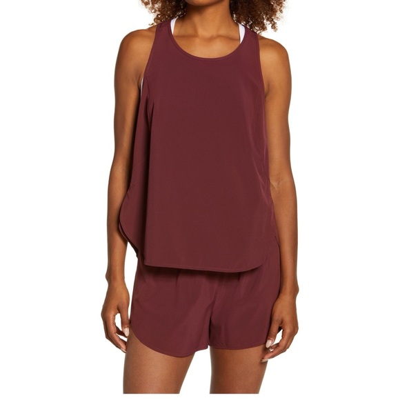 Zella | Tops | Zella Run In Reflective Stretch Woven Tank Size Xxsmall ...